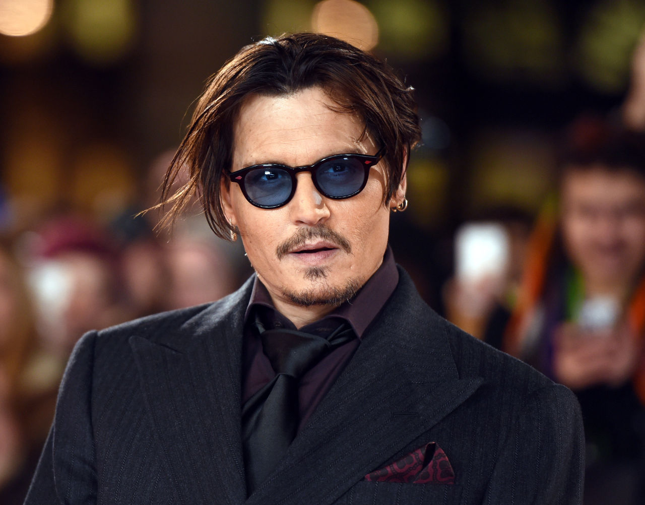 Johnny Depp, Universal'ın yeniden çekeceği "The Invisible Man"de ...