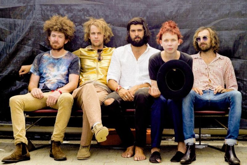 Günün şarkısı: Pond - Burnt Out Star - bant mag