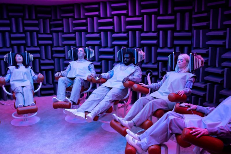 Netflix dizisi “Maniac”ın yeni fragmanı gerçeklik algısıyla oynuyor ...