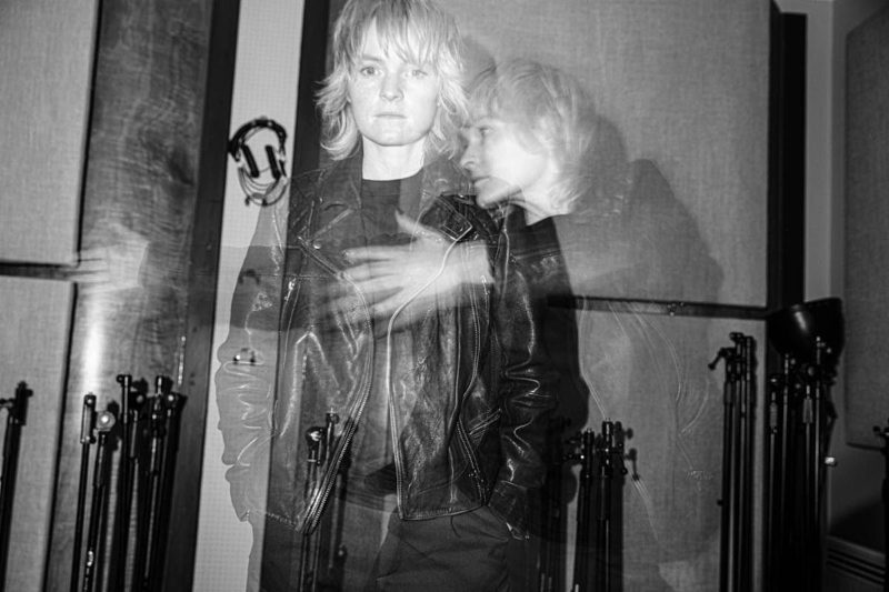 Yeni Billy Nomates şarkısı, bir terapi seansı gibi - bant mag