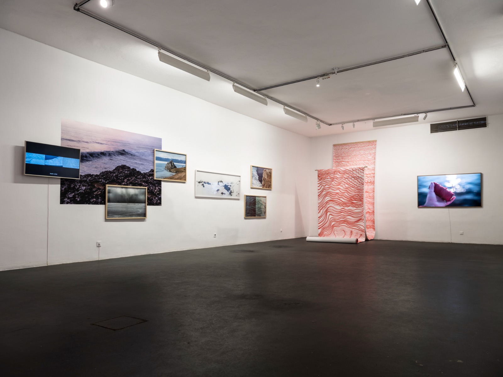 3 soruda Gözde Mimiko Türkkan ve Niyet Dalgaları sergisi - bant mag