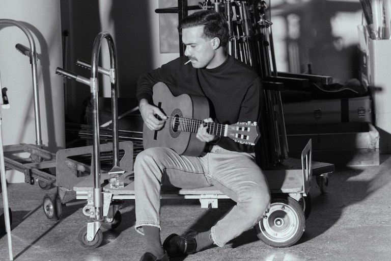 Mert Demir şarkılarıyla sitem, özlem, bitmeyen aşk - bant mag